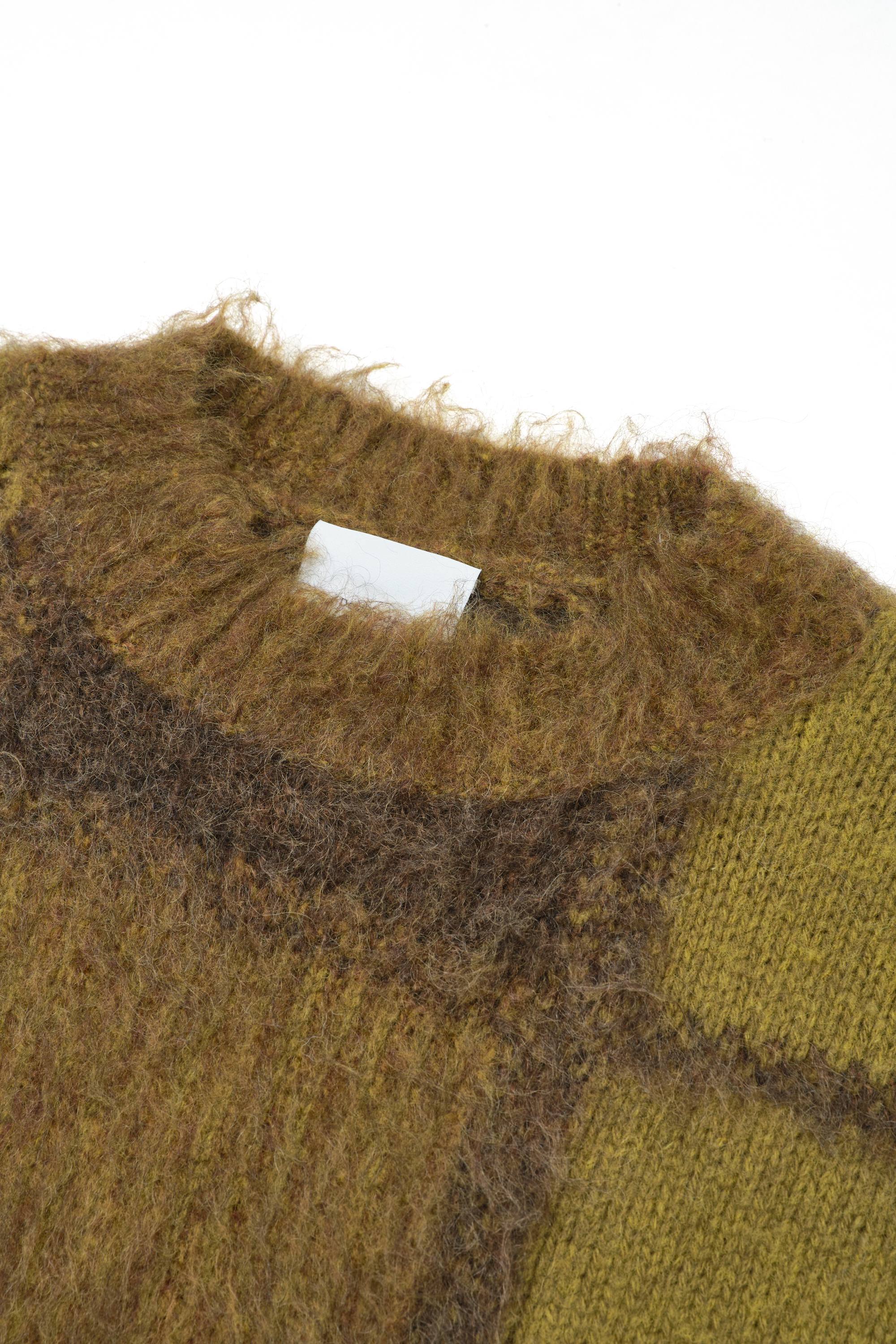 Sibton Checked Cropped Pullover in Baby Alpaca Blend Knit – fbrq.com