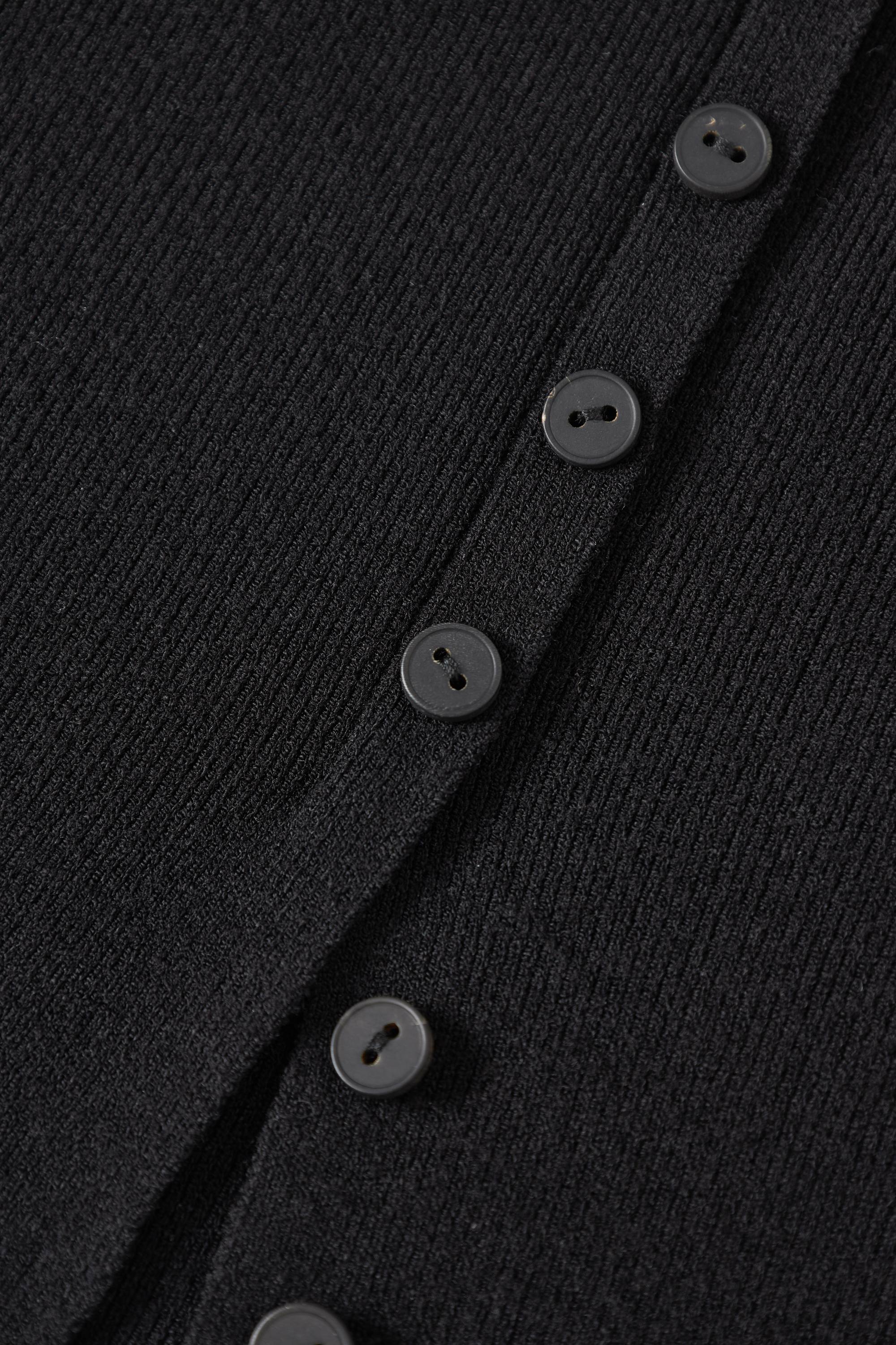 Row Slim Fitt Top in Rayon Blend Knit – fbrq.com