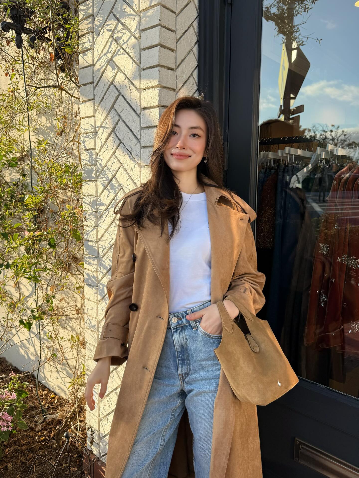 Hannah Cook | fbrq.com