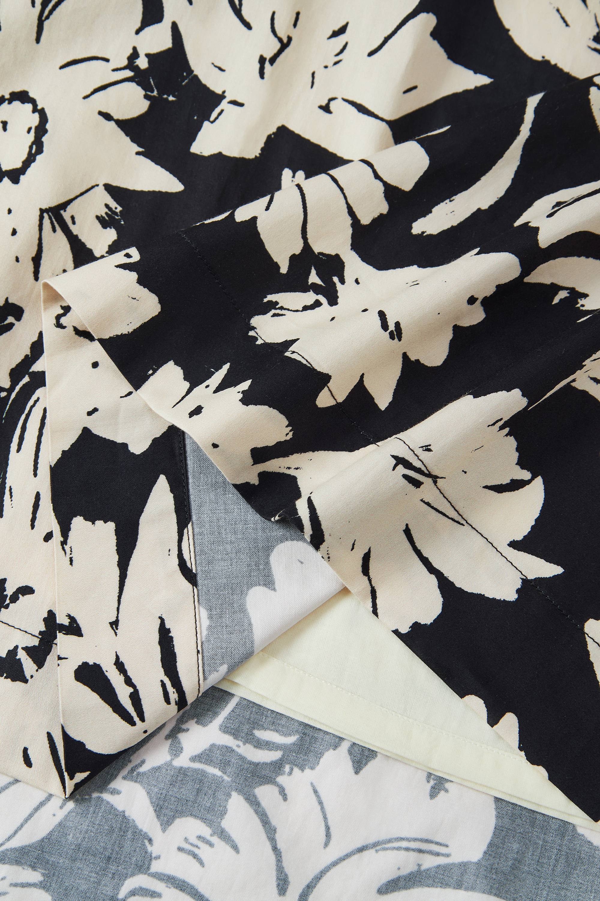 Radiant Print Skirt in Matte Cotton – fbrq.com